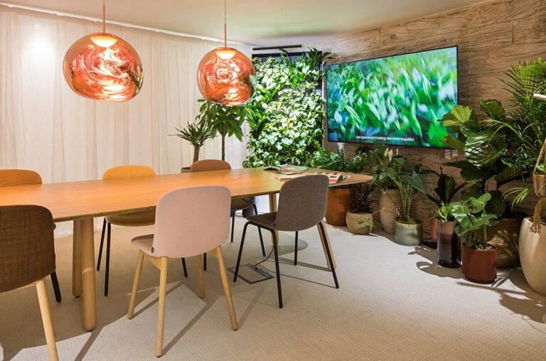 Blume Chair And Stool Ideal For Meeting And Breakout Spaces