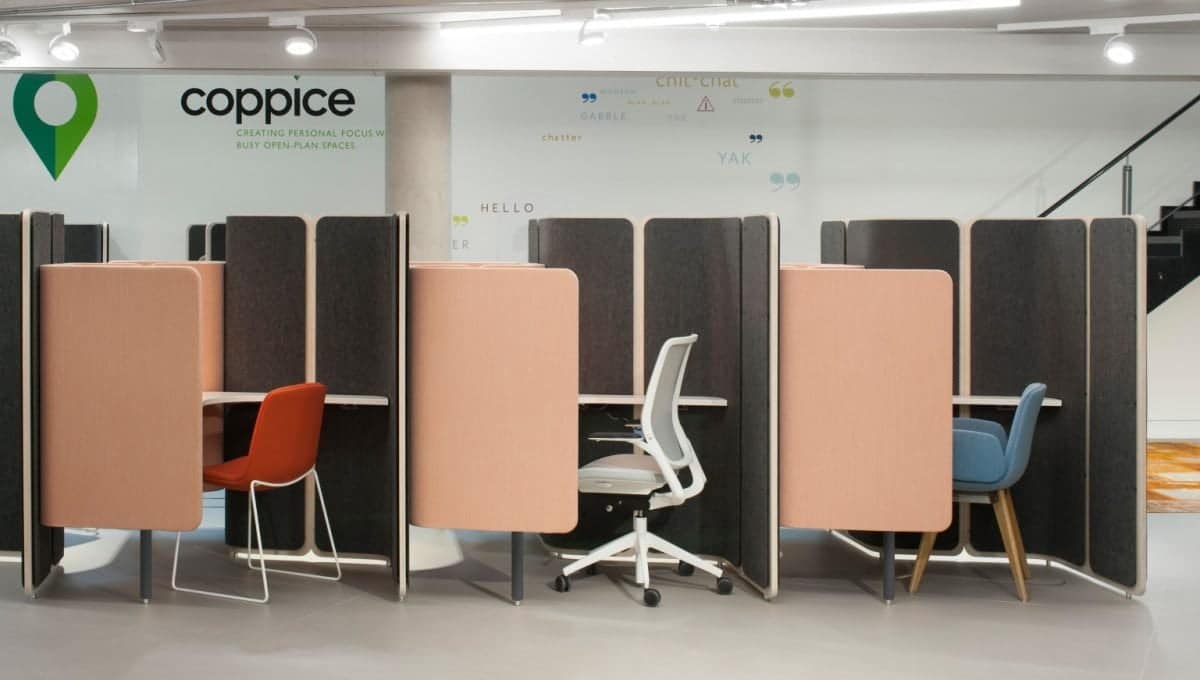 Coppice Work Booth Provides Privacy And Reduces Distractions