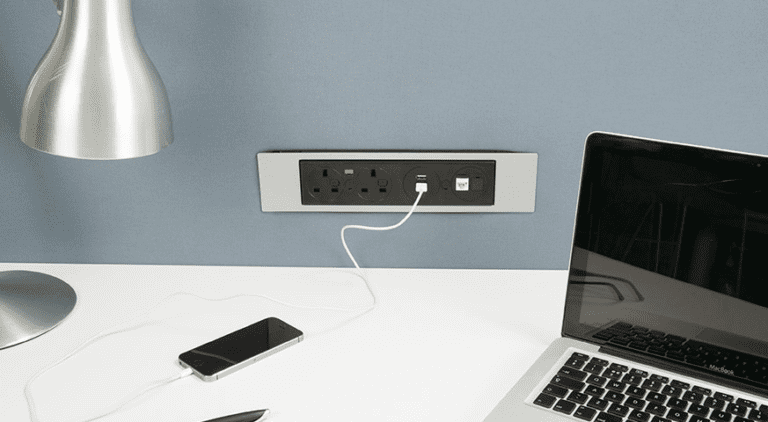 Powerbar 2P20 Power Module | Power Data AV And USB Charging